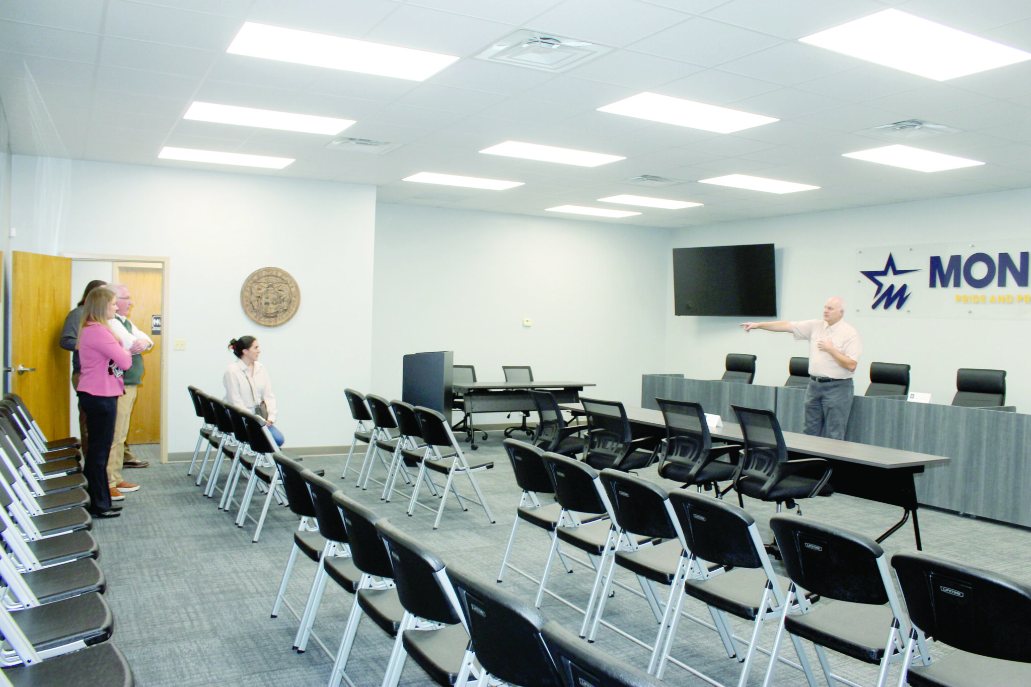 Monett opens City Annex building - Cassville Democrat