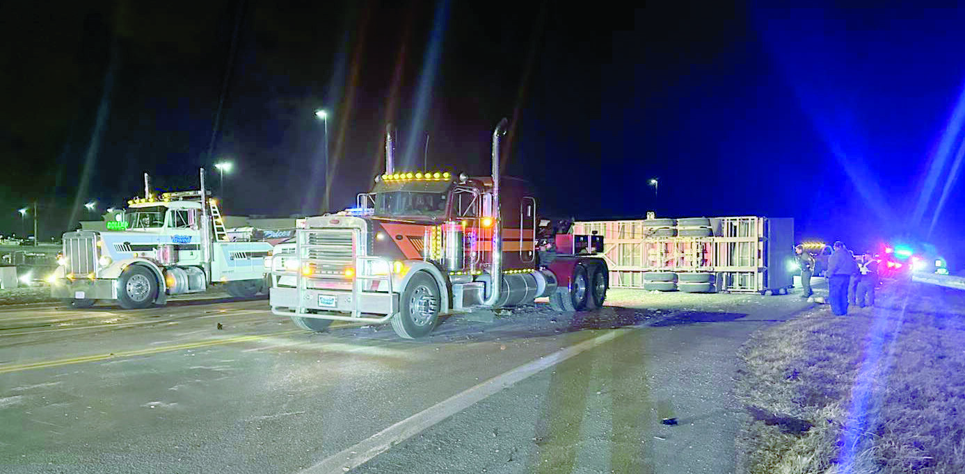 Chicken truck rolls over at Hwy. 37, Old Exeter Road in Cassville ...