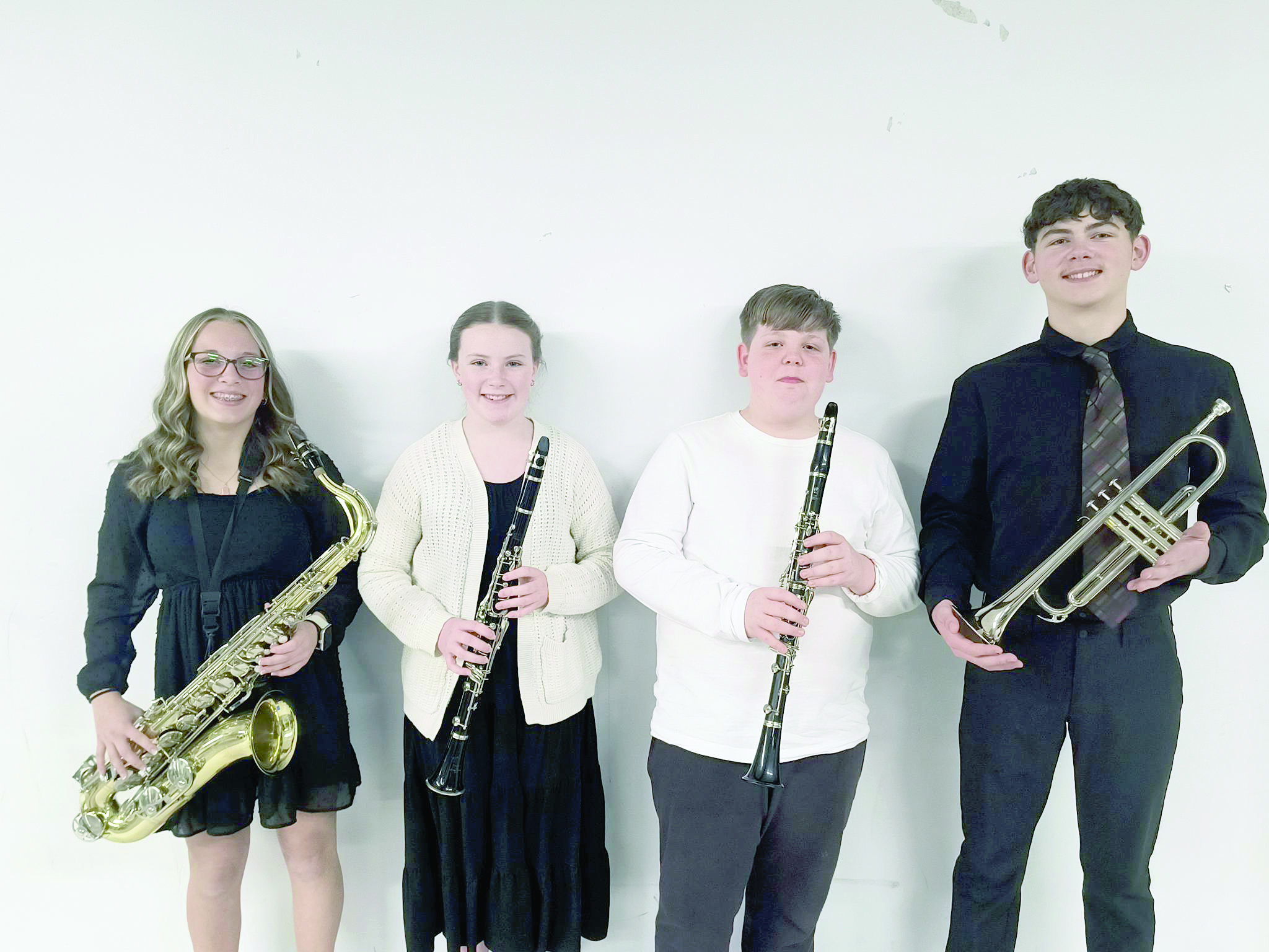 Exeter bands reel in 1s - Cassville Democrat